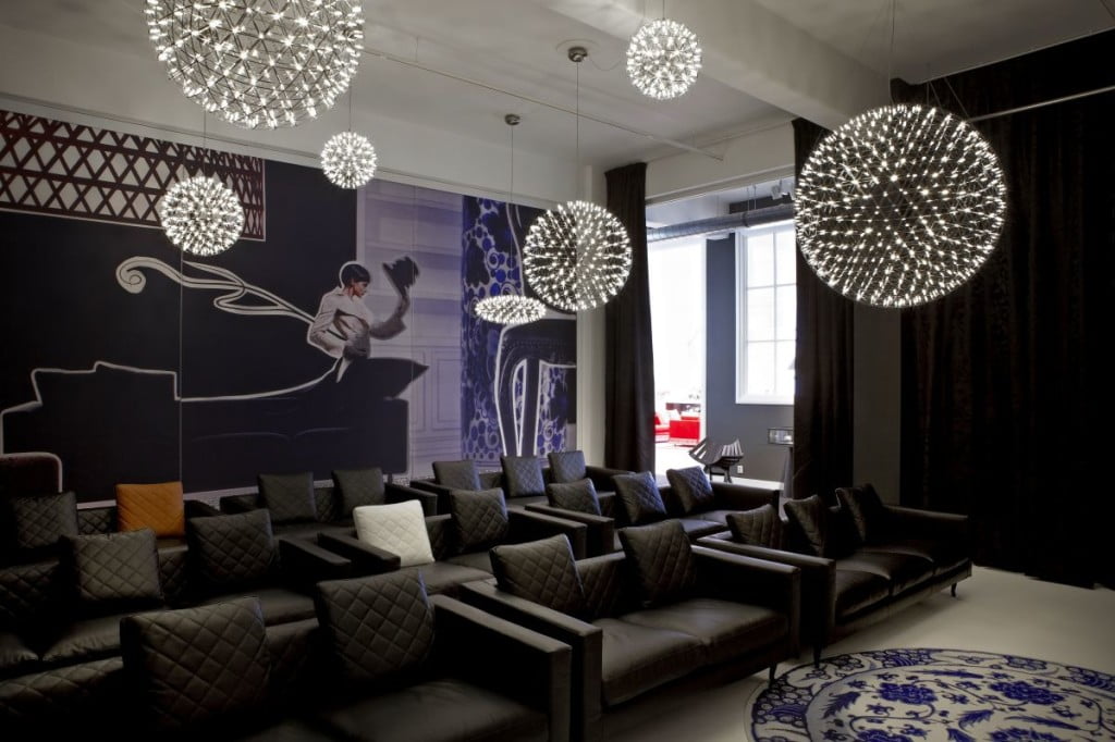 The Black Wall - A Bold Statement In Interior Design