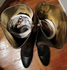 35 DIY Creative Things That Can Be Done With Your Old Magazines