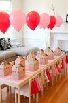 35 Ways Of Having Fun With Balloon Crafts