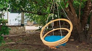 Top 10 DIY Hanging Chairs Projects To Try This Spring