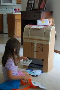 27 Ideas On How To Use Cardboard Boxes For Kids Games And Activities ...