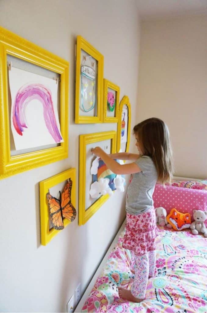 17 Inspiring DIY Empty Frame Projects That Are Easy To Make