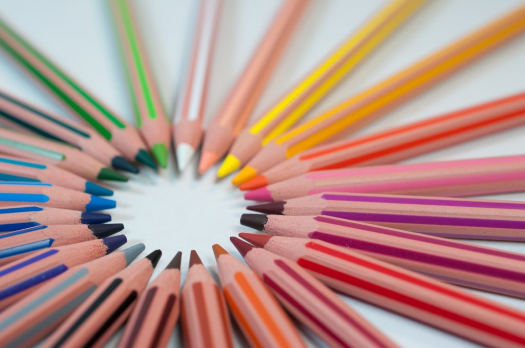 7 Best Pastel Pencils | Reviews + Guide