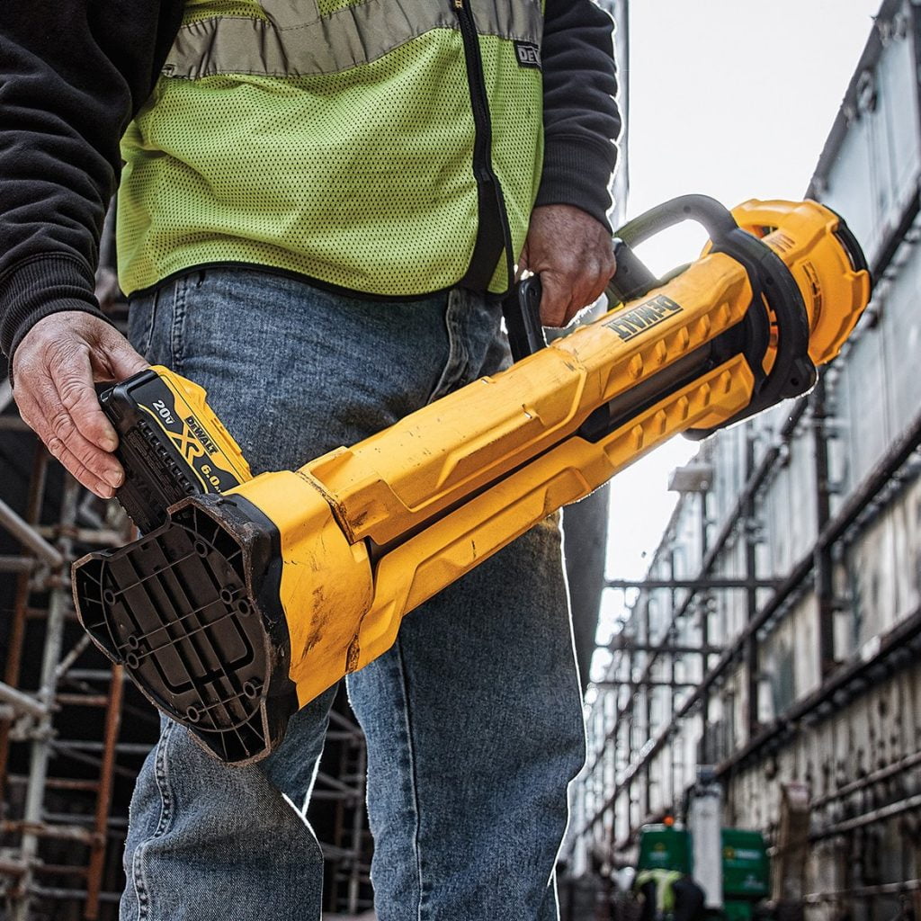 8 Best LED Work Lights Of 2023 | Buyer’s Guide And Reviews