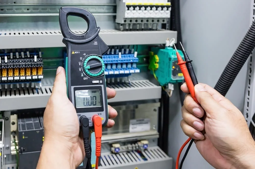 How To Use A Clamp Meter?