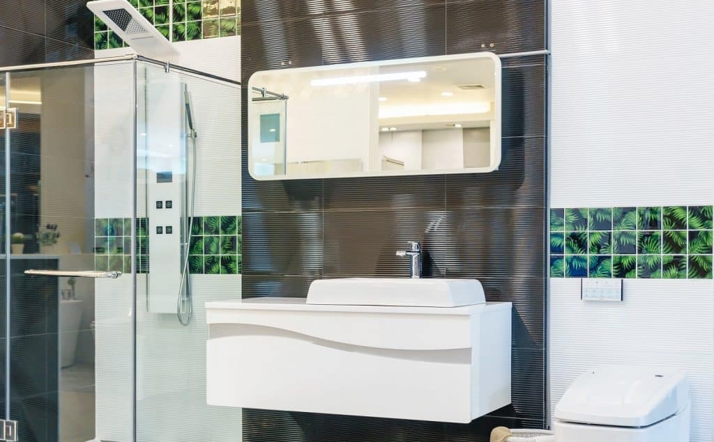 5 Best Shower Systems With Body Jets [Guides + Reviews]