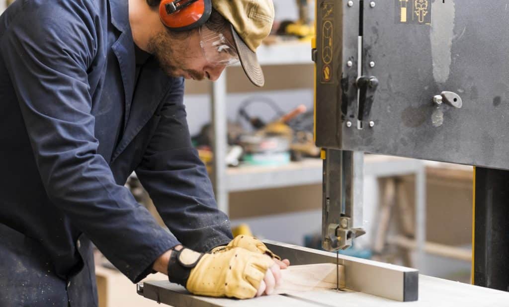 9 Best Table Saw Fences [Reviewed+Buyer's Guide]