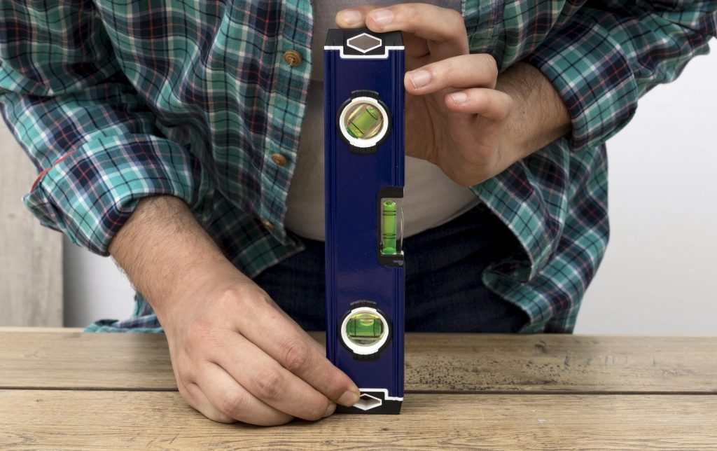 15 Best Torpedo Levels [Reviewed+Buyer's Guide]