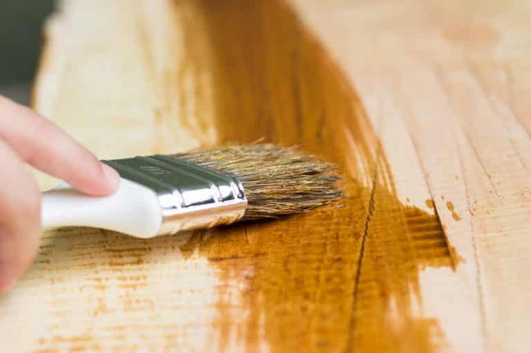 9 Best Varnishes For Wood [Reviewed+Buyer's Guide]