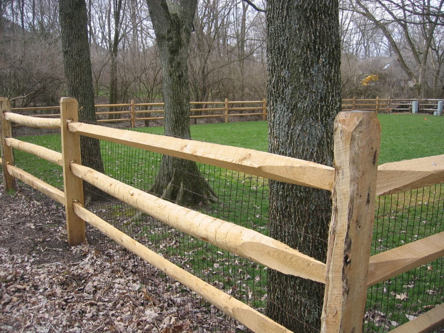 Types Of Fences [Fence Designs, Styles, Patterns, Tops]