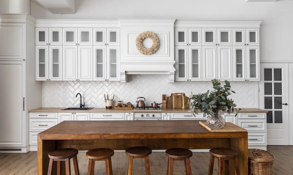 12 Kitchen Hutch Ideas That You Actually Want
