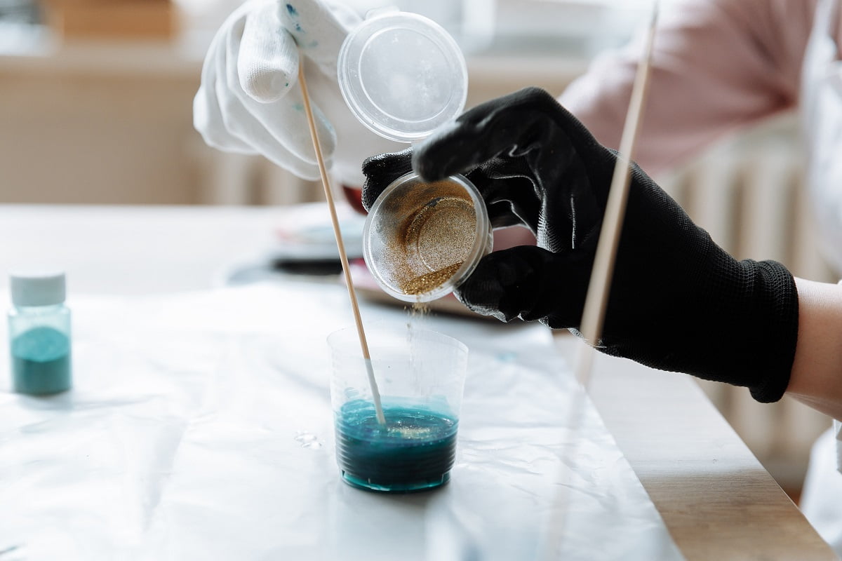 Alcohol Ink And Epoxy Resin 101 [All You Need To Know]