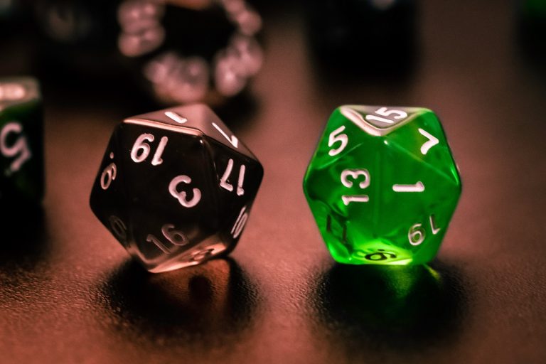 How To Make Resin Dice 101 [All You Need To Know]