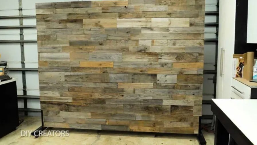 50 Fun Pallet Wall Ideas For Your Home