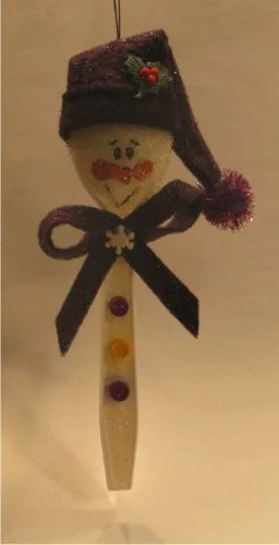 50 Plastic Spoon Crafts And Project To Try Out At Home