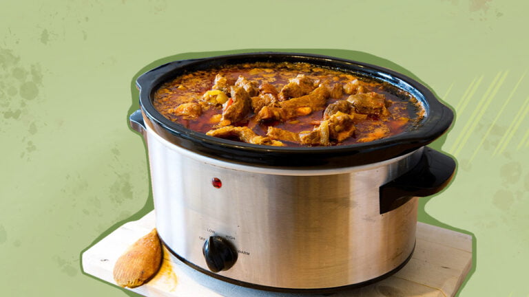 Slow Cooker Size Guide | All You Need To Know