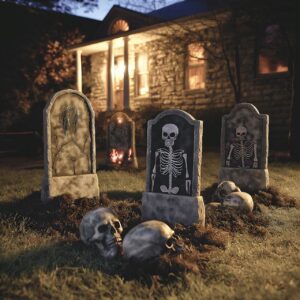 30 Haunted House Décor Ideas For A Spooky Halloween