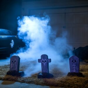 30 Halloween Garage Décor Ideas For A Spooky Transformation