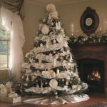 25 Vintage Christmas Trees For A Nostalgic Holiday Décor